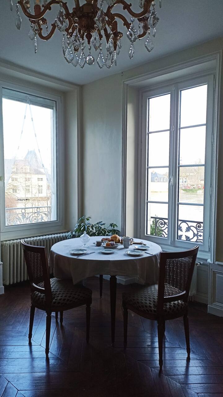 Room By The River! - La Flèche