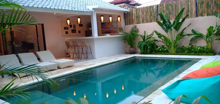 3br Charming Villa, Walk To Beach & Eating Street - Seminyak