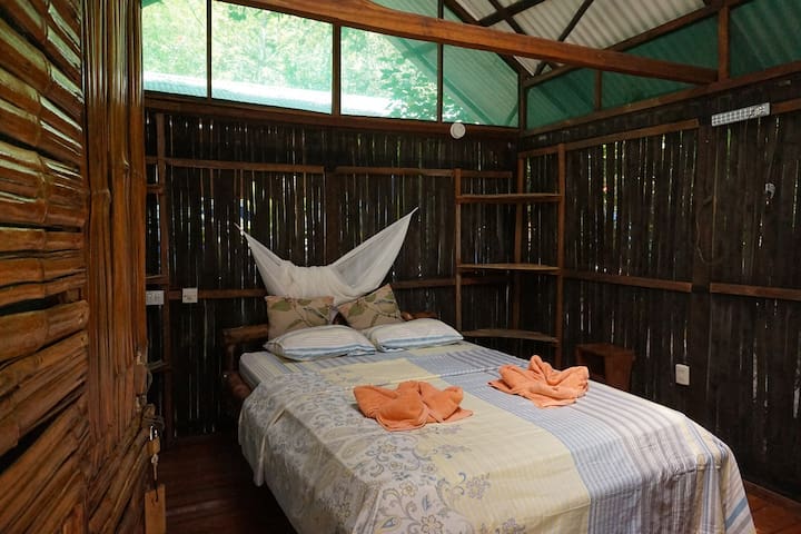 Top 10 Huts In Costa Rica: Discover Nature At Its Finest - | Trip101