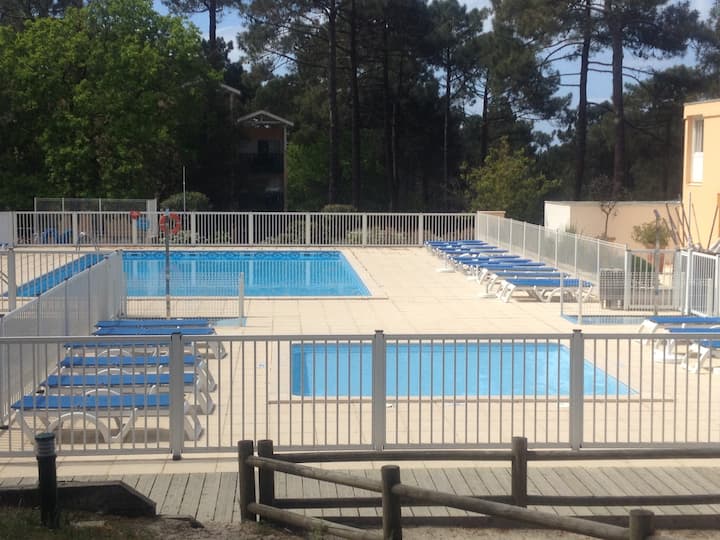 Appartement Avec Piscine - Lac d'Hourtin