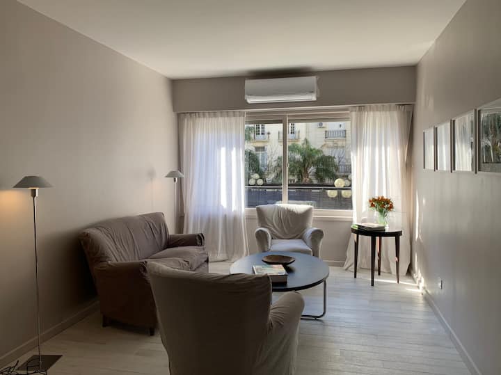 Classy And Elegant Apartment In Recoleta - アルゼンチン