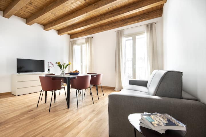 Double Superior Cassari Maisons Int1 In Downtown - Palermo