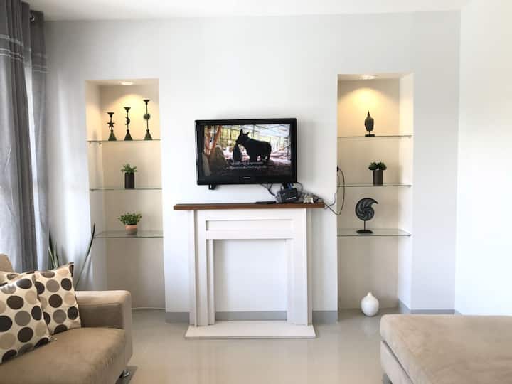 Modern Duplex Apartment In The Old City@pra Singh - Chiang Mai, Thailand