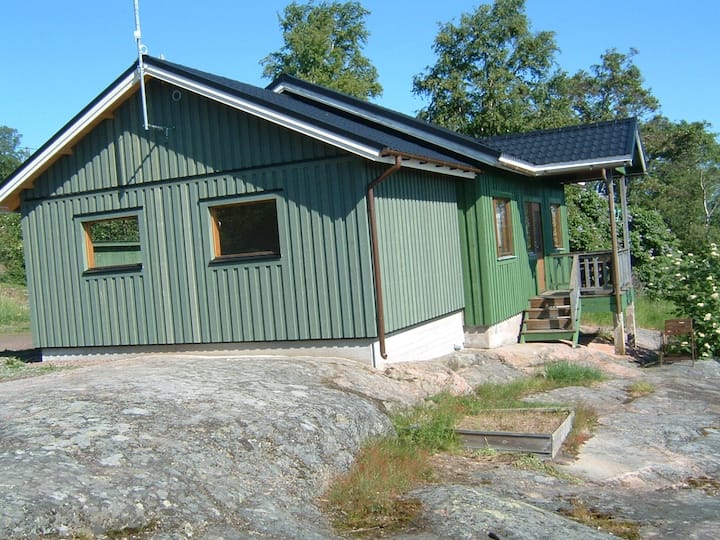 Gröna Stugan Med Sjöutsikt - Brändö