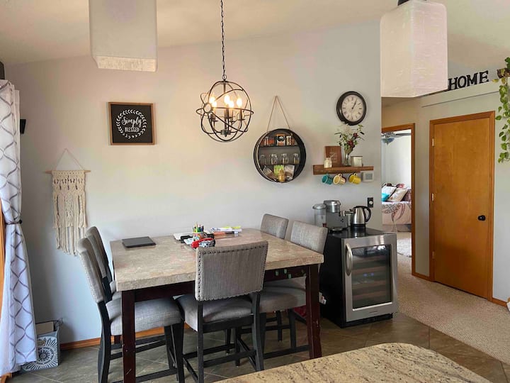 Private Room In Comfortable Post Falls Home - Post Falls, ID