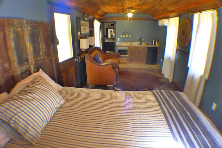The Hazard Mine Cabin #7 - Foresthill, CA