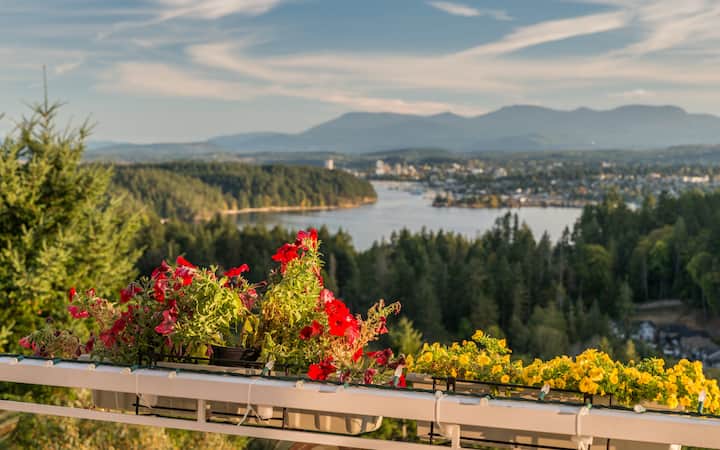 Nanaiview(纳奈风景线)house With Gorgeous Views - Nanaimo