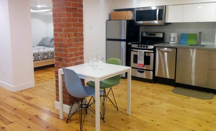 Fibre Internet*monthly Discount*character House - Toronto