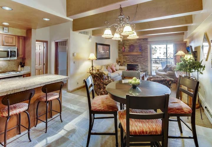 Marriott’s Mountainside Ski-in/out  3/1-3/8/2025 - Park City