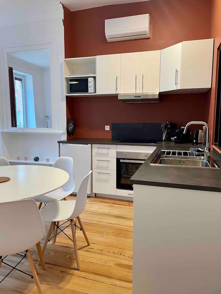 L'authentique Climatisé, Au Calme 4-6 Pers - Villefranche-sur-Saône