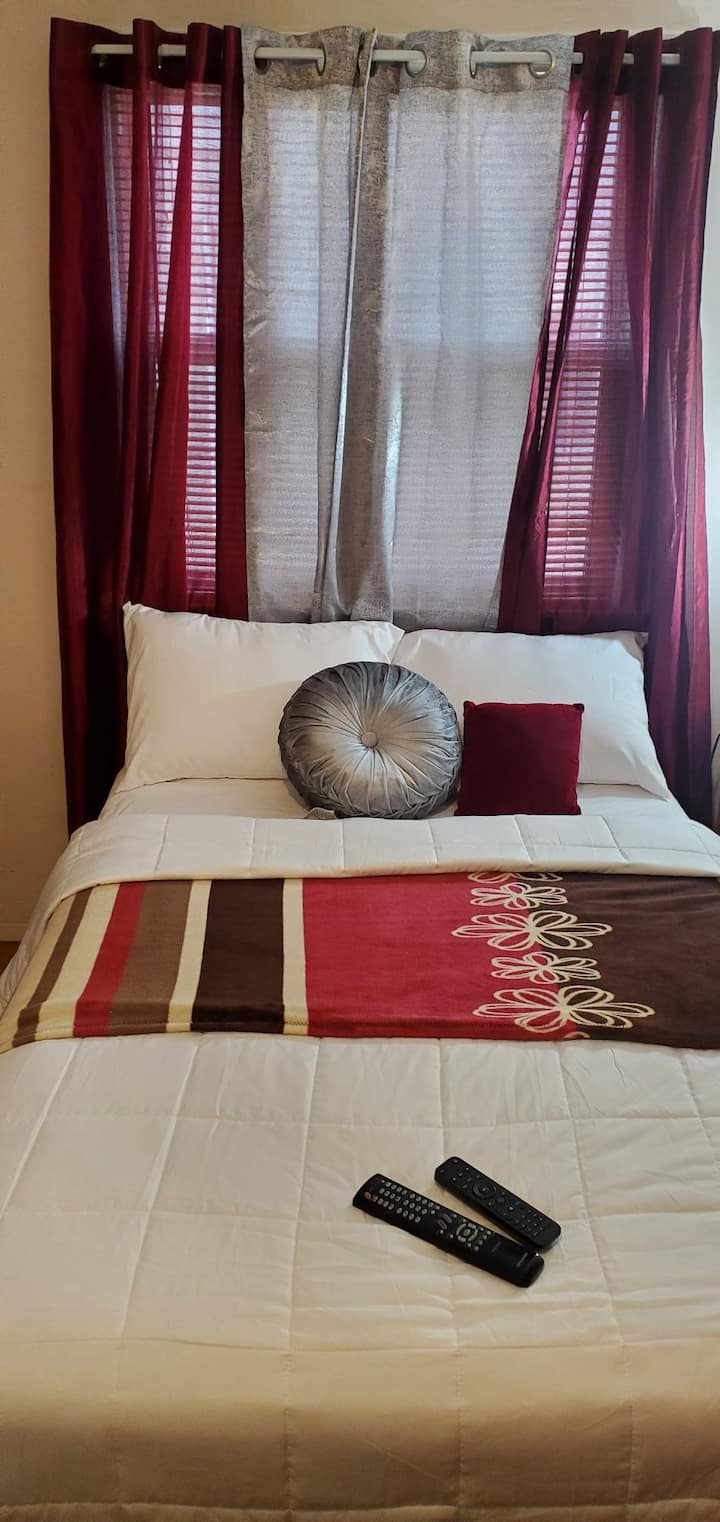 Cozy, Quiet, And Welcoming - New York