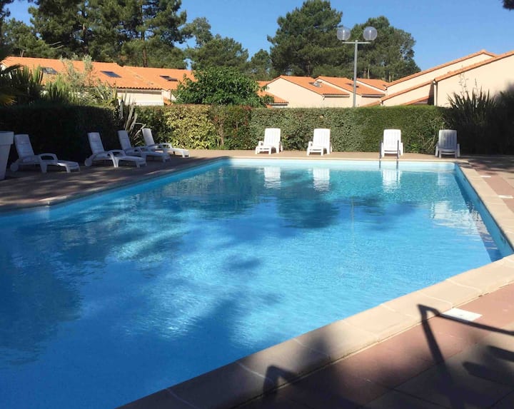 Maison à La Palmyre
A 10 Mns à Pieds Des Plages - La Palmyre