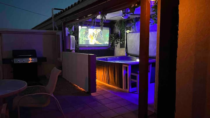 Luxury House W/ Private Hot Tub & Boat Parking - Lake Havasu City, AZ