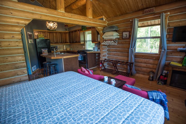 Sunshine Log Home A Cozy And Romantic Getaway! - Alaska