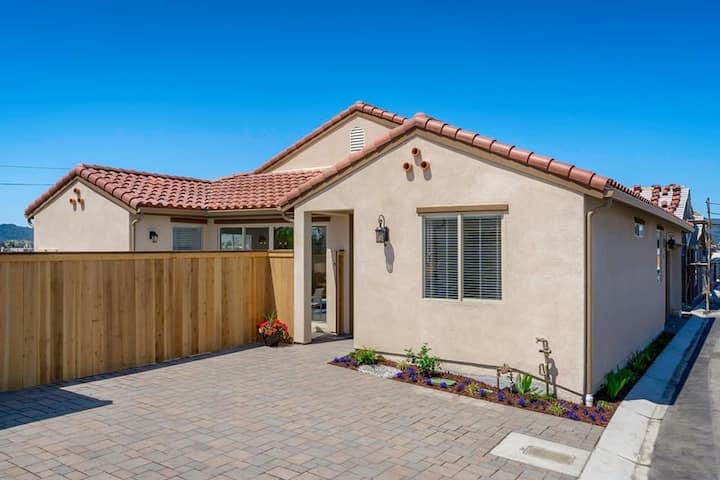3 Bedrooms, 3 Baths Close To Downtown And Beaches - San Luis Obispo, CA