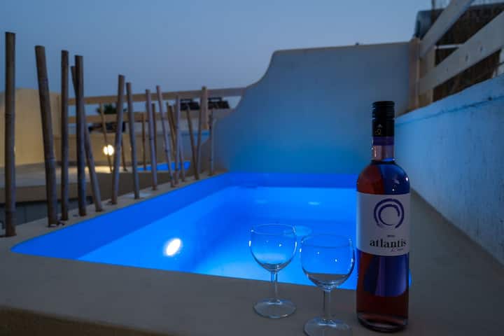 Twins Studio + Private Minipool 2min From Beach - Santorini