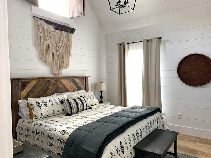 Hazel House - Historic Luxury Downtown Bryson City - Houses for Rent in ...