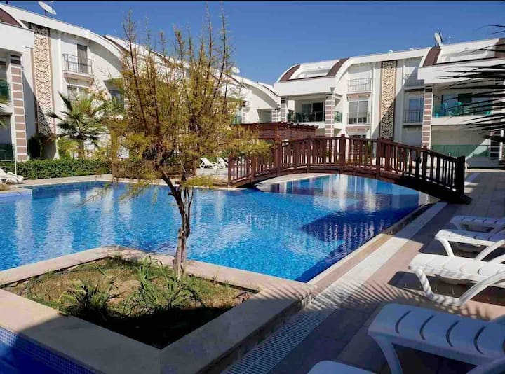 Wohnkomplex Mit Pool, Sauna, Indoor Pool…… - Side