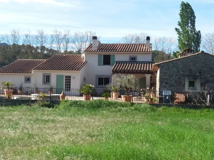 Chambre Particulière Avec Salle De Bain Privée - Brignoles