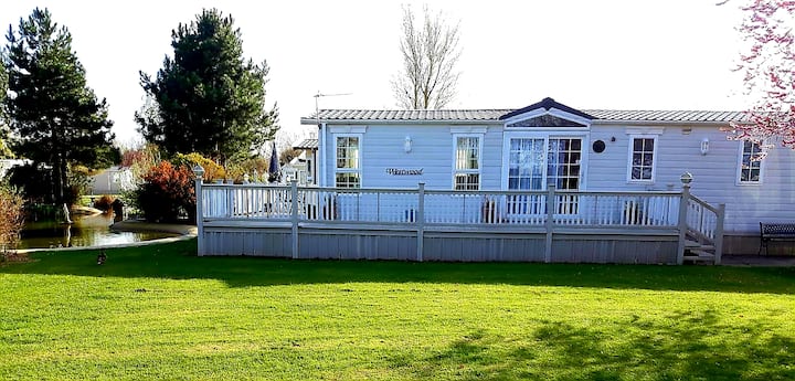 Charming 6 Berth Holiday Home -Southview, Skegness - Skegness