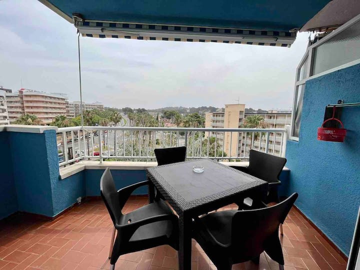 Bonito Apartamento A 5 Minutos De La Playa - Reus