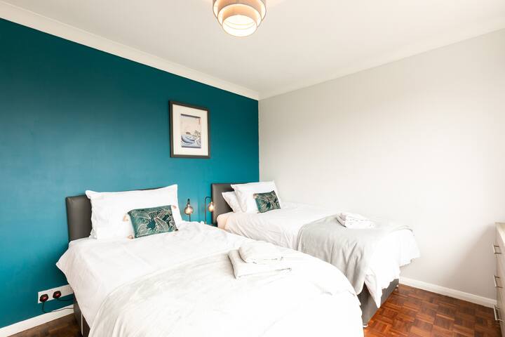 Top 10 Airbnb Vacation Rentals In Reigate, United Kingdom - Updated ...