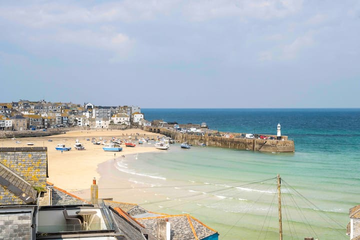 The View From Our Fabulous Breathtaking Home - St Ives