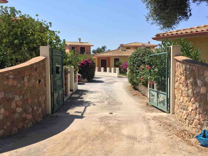 Graziosa E Tranquilla Casa A Sant'anna Arresi - Sant'Anna Arresi