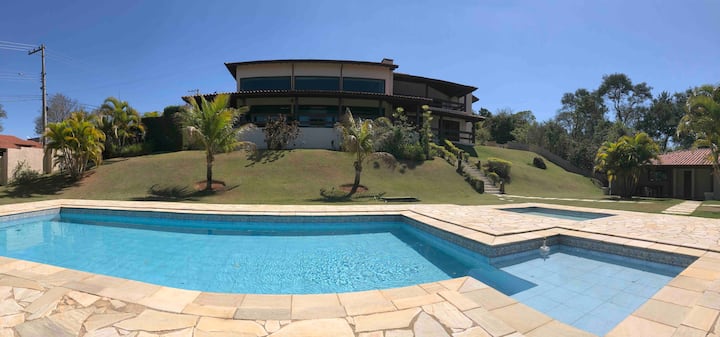Casa De Campo Agradável Em Condomínio - Serra Negra