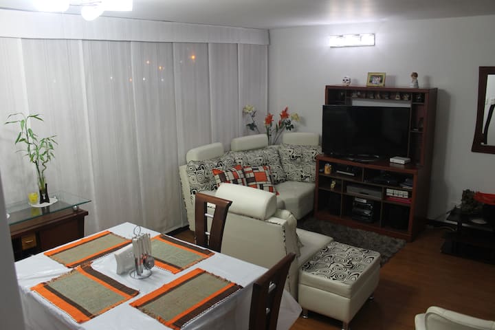 Habitación Privada En La Felicidad - Bogota