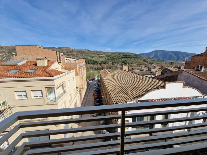 ÀTic Ampli, Cèntric, Ideal Per Families O Grups. - Talarn