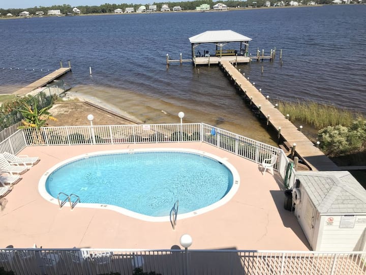 Perfect For A Sunny Getaway. Pool + Fishing Fun! - Gulf Shores, AL