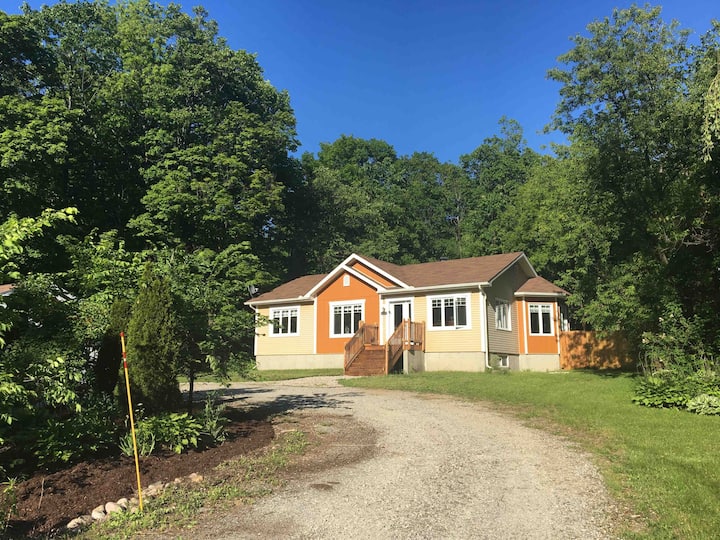 At The Gatineau Park's Doorstep! - Gatineau