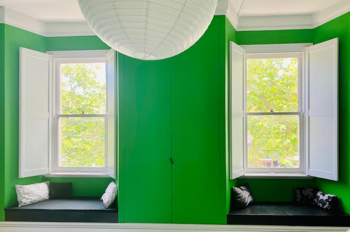 Carlton 1860's Terrace House - Kensington