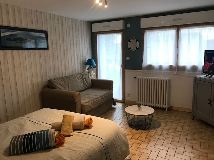 Petit Cocon Au Cœur De Jullouville - Jullouville