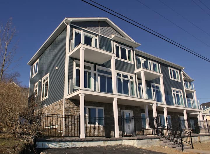 Halifax Waterfront Townhouse - Halifax