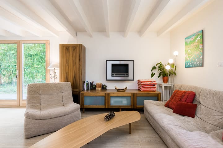 Maisonnette 360m Lac, Jardin,  Idéal Jeune Famille - Annecy-le-Vieux