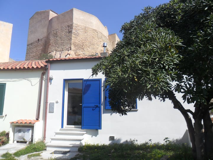 Garrison House Of The Fort Of Sant'andrea - La Maddalena