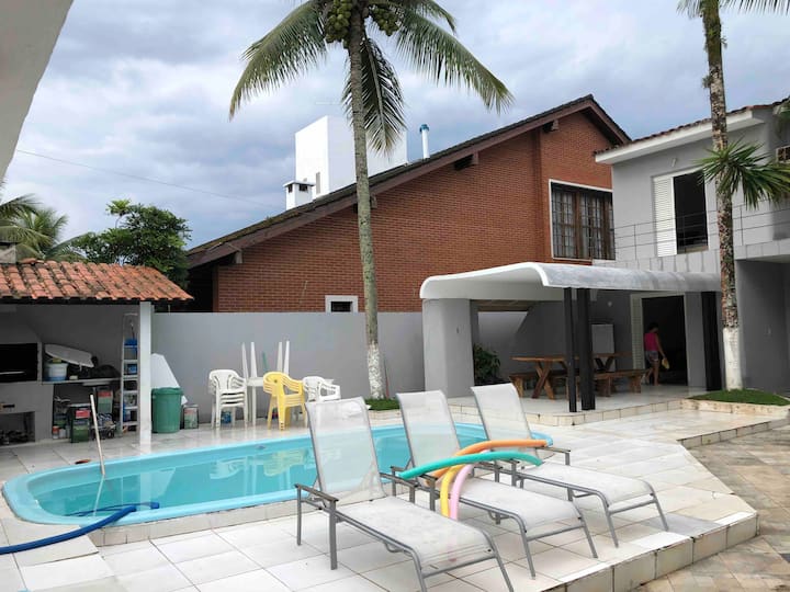 Casa A 100mts  Da Praia E Hotel Jequiti/reformada - Guarujá