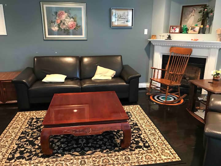 First Floor Room - Mississauga