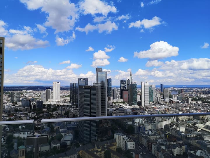 Skyline Platz - Frankfurt