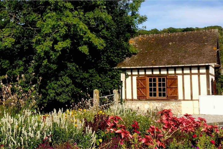 Romantic Cottage In Le Bec Hellouin - Abbey Views. - Brionne