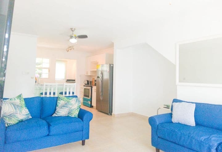 Crystal Court Apartment - Barbados