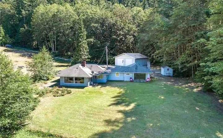 Grandma’s Lake House! By Nat’l Parks! - Lake Crescent, WA