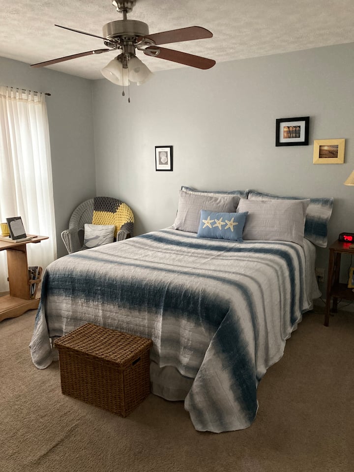 Pineapple Home/meaning Welcome Home - West Virginia