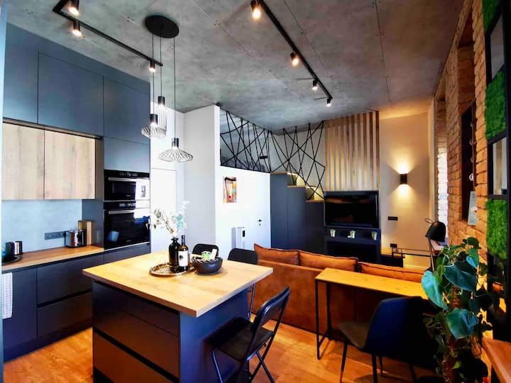 Business Loft City Centre With Quiet Balcony - Riga