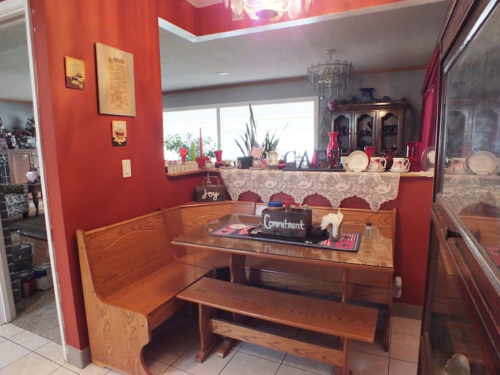 2 Private Bedrooms - Claremont, CA