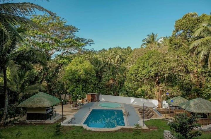 Lawigan Trail Resort (2 Pax Couple Room) - Matnog