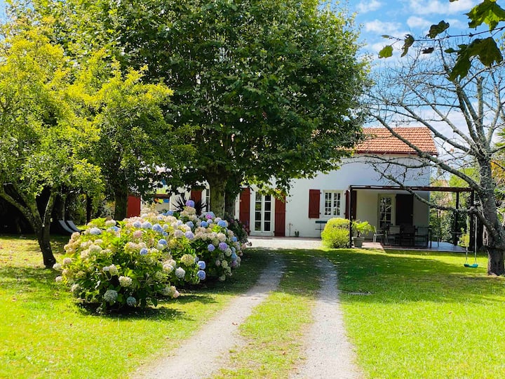 Maison De Charme, Jardin Et Tranquilité - Bayonne