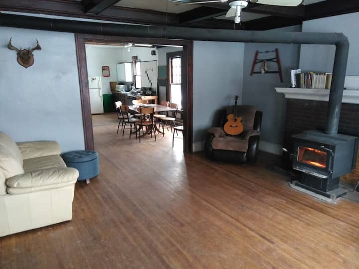 Piety Hill Hostel Detroit House - Detroit, MI